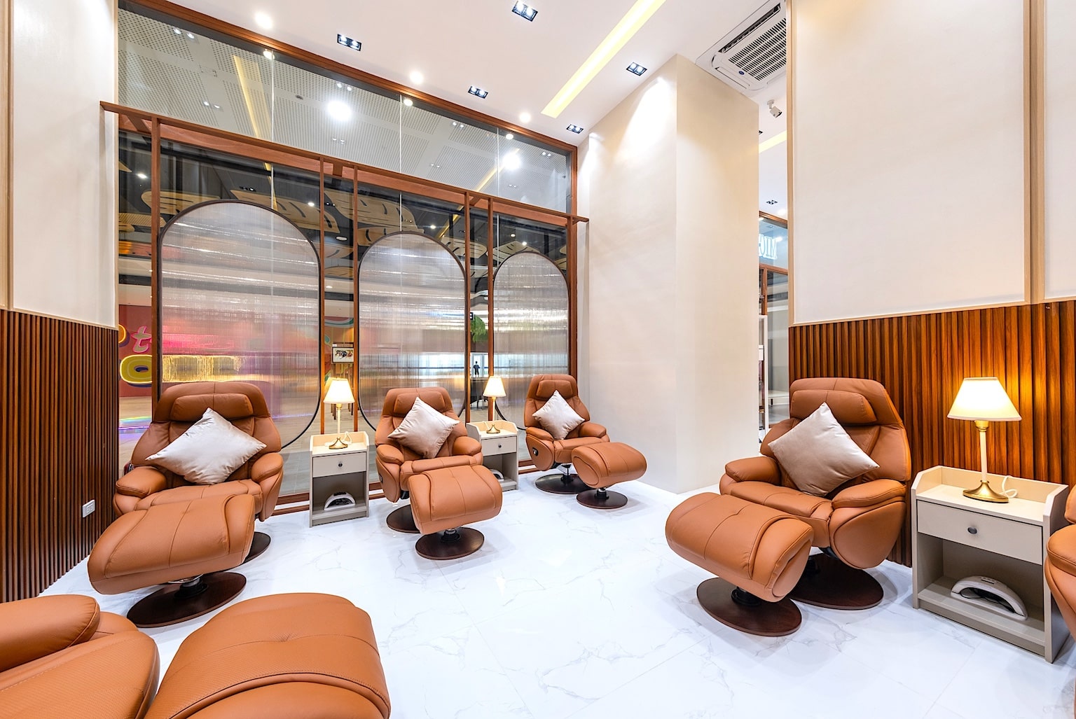 Salón SM City Bacolod | Mich & Myl Nails